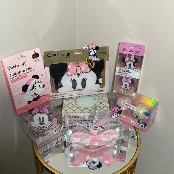 Disney | Skincare | Disney Pink Minnie Mouse 6 Piece Beauty Bundle ...